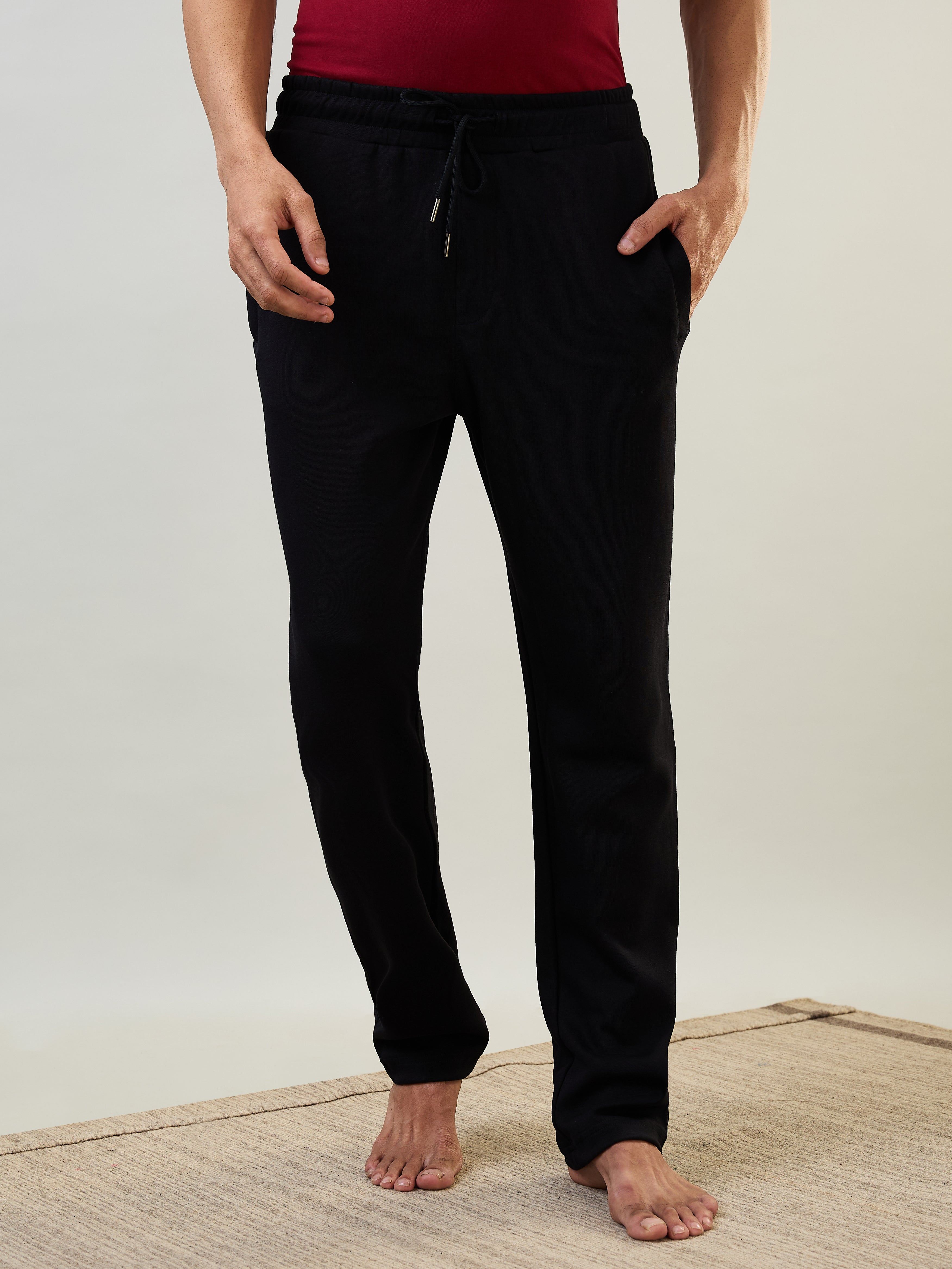 Sleepz Men Black Regular Fit Solid Trackpant – MyRaymond