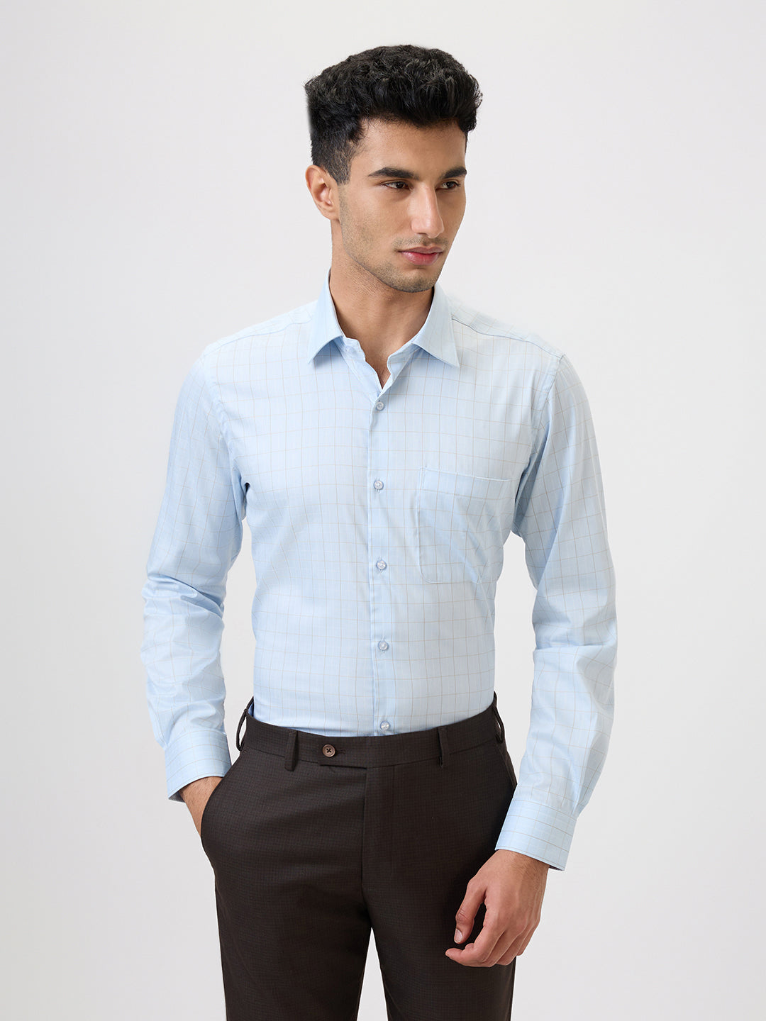 Raymond Men Blue Checks Contemporary Fit Cotton Blend Formal Shirt ...