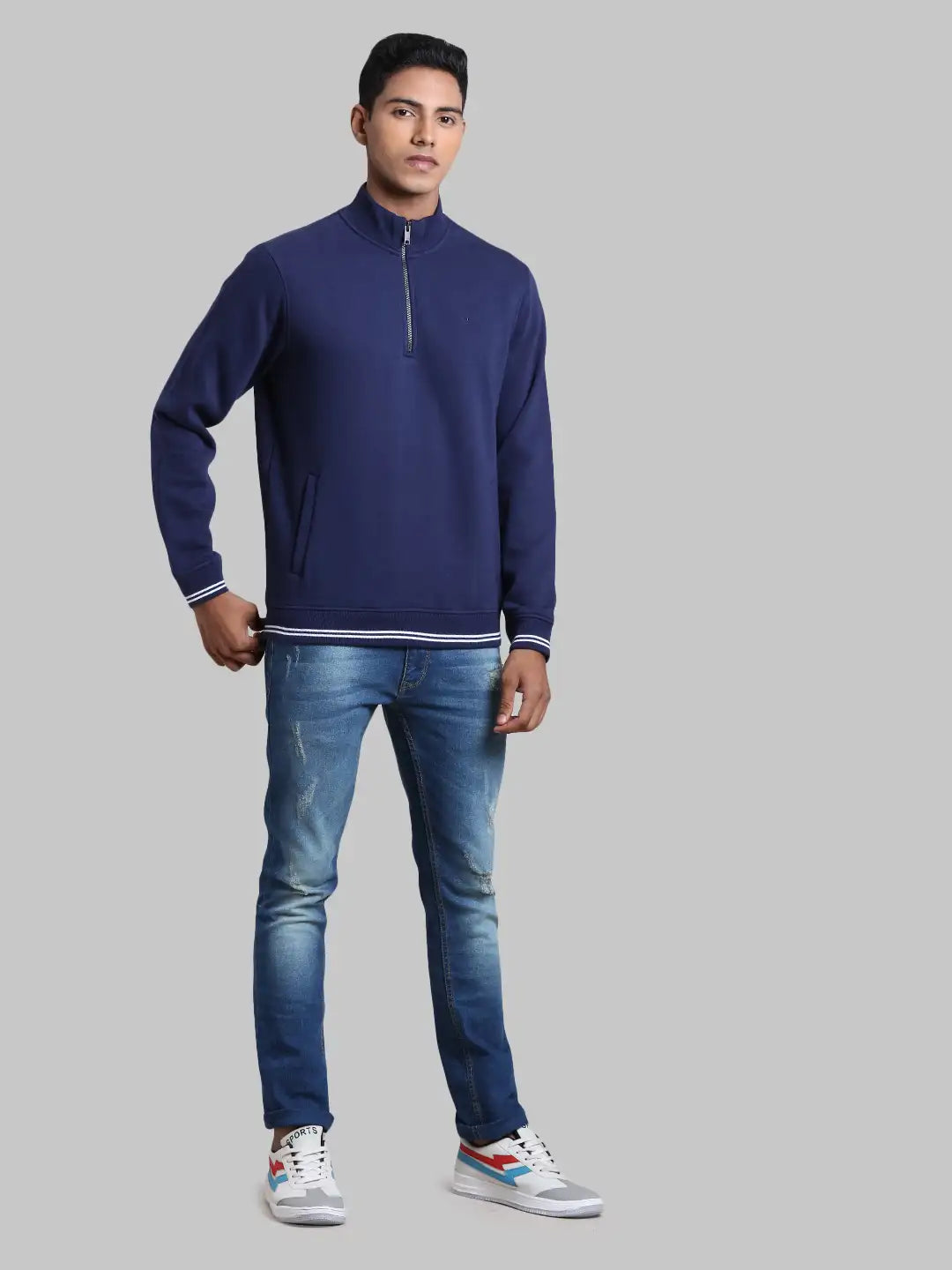 Men Blue Tailored Fit Solid Cotton Full Sleeve Henley Neck Collar Swea