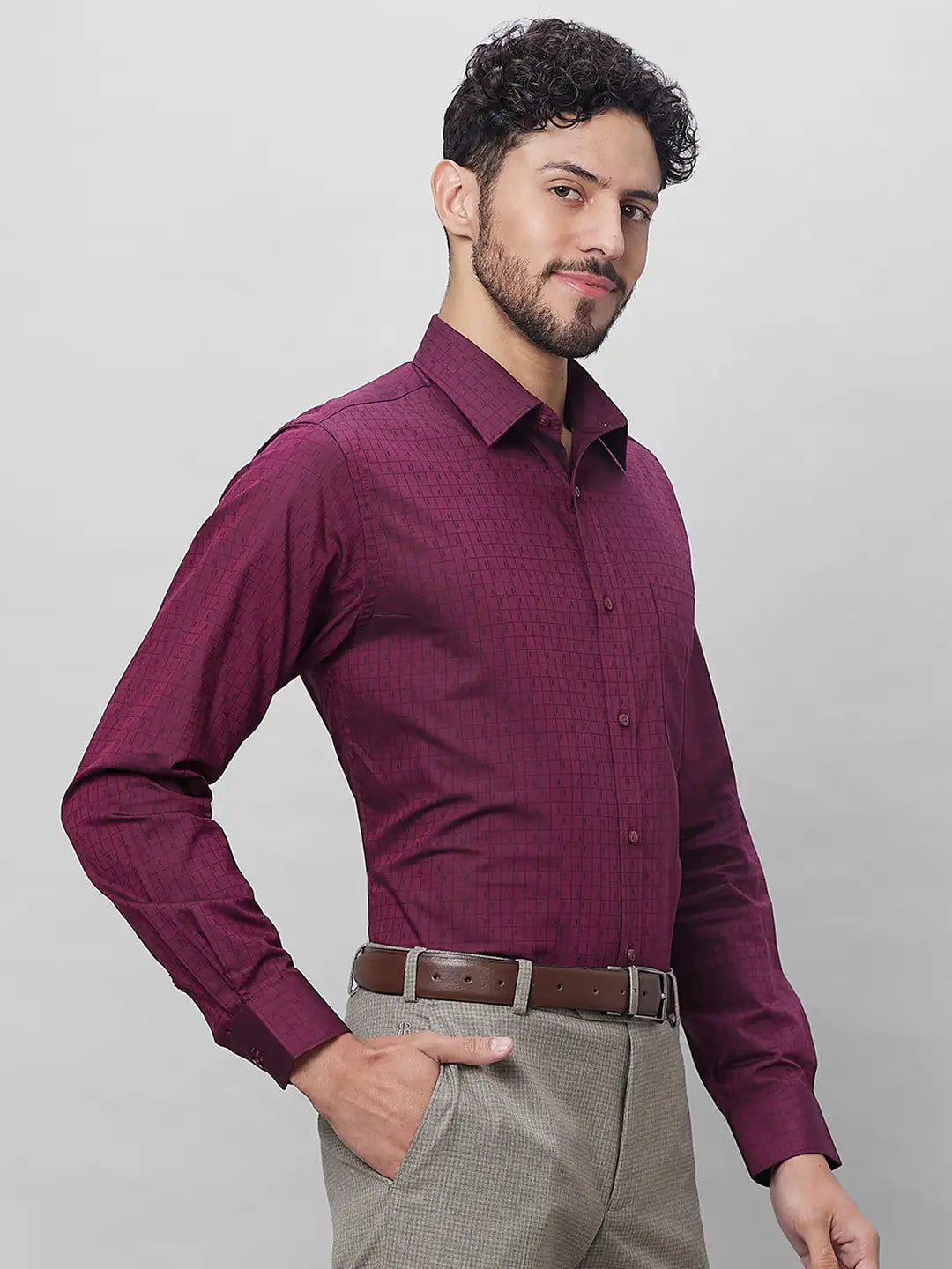 Raymond Men Maroon Structure Slim Fit Cotton Shirts – MyRaymond Raymond Men Maroon Structure Slim Fit Cotton Shirts – MyRaymond